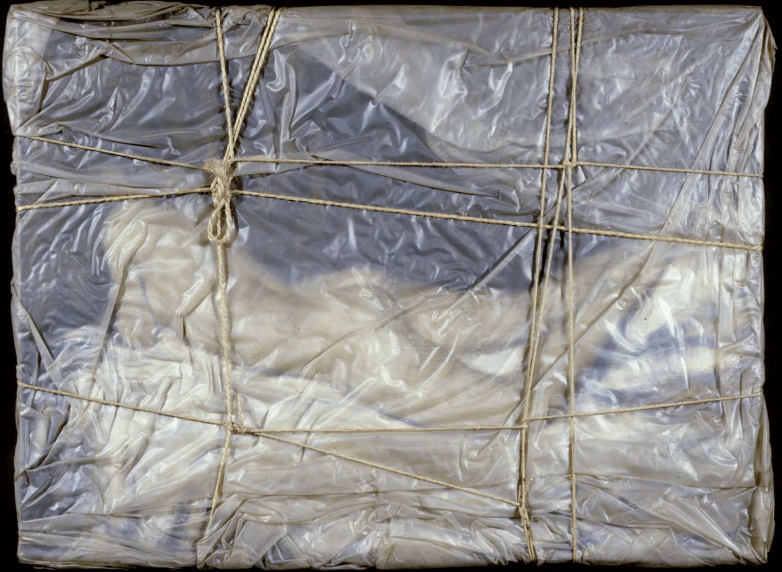 CHRISTO — WRAPPED FURNITURE AND OBJECTS 1961–1963 – Paris-LA